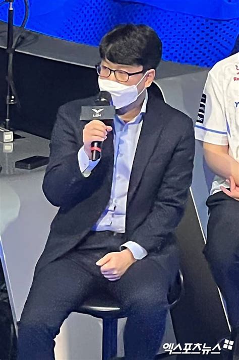 Lck 위상 높이겠다는 쏭 김상수 감독 그룹 스테이지 이후로는 자신 있어 [2022 롤드컵]