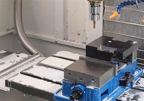 올바른 Cnc 고정 장치 선택 재료 설계 유형 및 제조 모범 사례