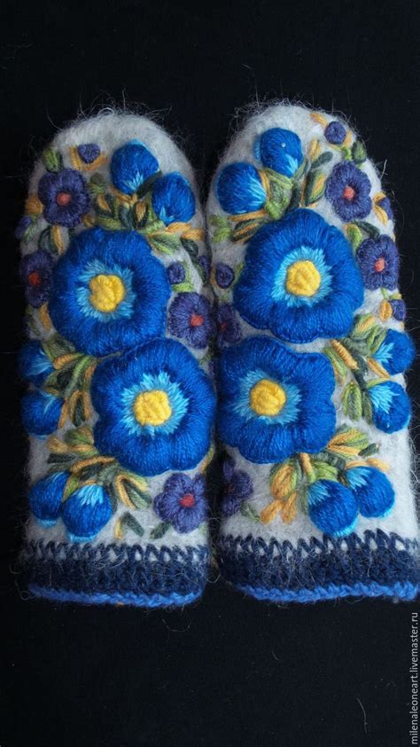 Варежки с объемной вышивкой Синь синева в интернет магазине на Ярмарке