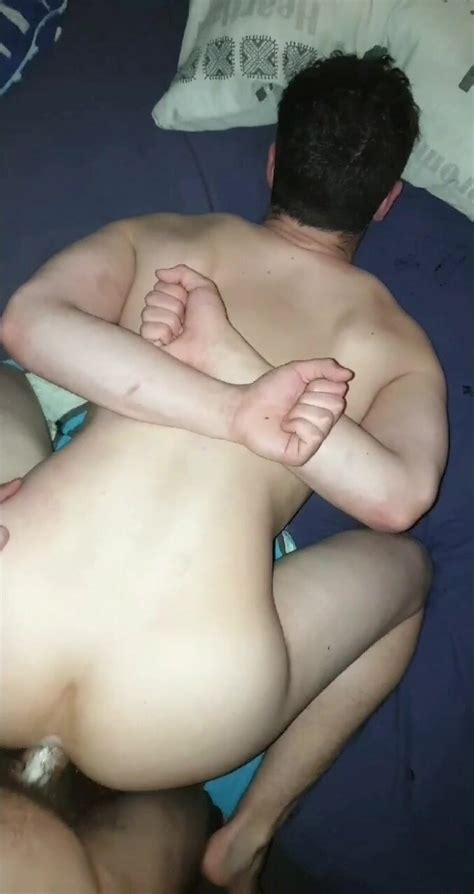 Hung Daddy Fucking Twink