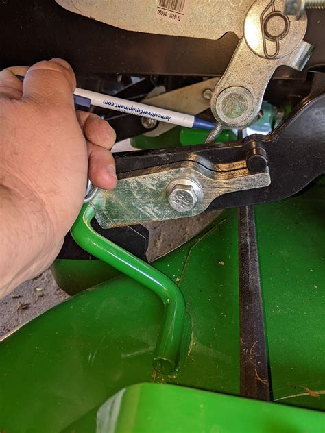 I Recently Added The Load N Go Attachment To My 1025r Mower Deck And