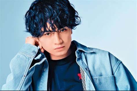 中島健人被爆秘戀鷲尾伶菜3年