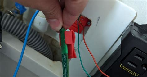 Adafruit Stemma Soil Moisture Sensor Clip By Mwu Download Free Stl