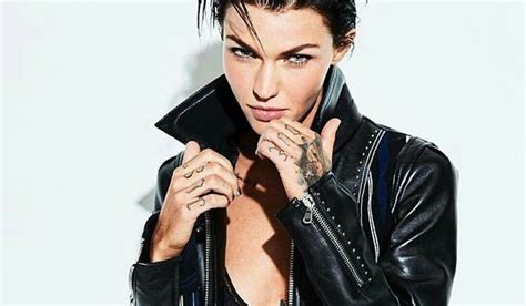 Famosos Famosas Atores E Atrizes De Todos Os Ramos Ruby Rose Também