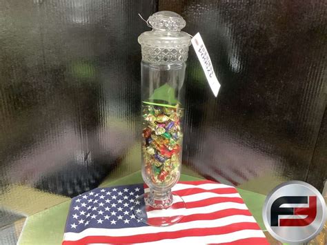 Candy Container Dakota Cylinder Sample With Ground Lid 17” Freije And Freije Auctioneers