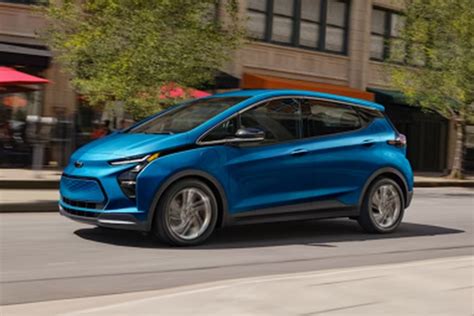 볼트 Ev의 폭풍 컴백 쉐보레 2025년 전기차 시장에 충격적 소식 네이트뷰