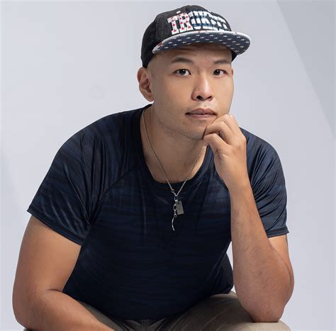 只能躲在假帳號後面到處留言真可憐 🤣🤣🤣 Neo教練不聊健身