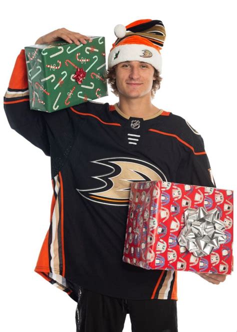 Trevor Zegras Hot Hockey Players Nhl Hockey Players Trevor