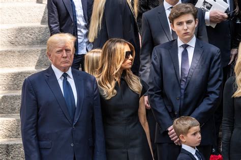 身長約2mの美男子 やんちゃで有名なドナルドトランプの息子バロンがNYUに進学Pen Online