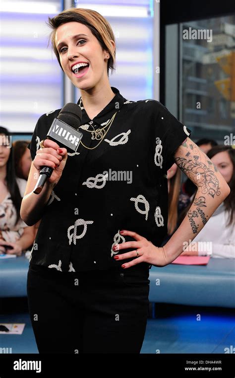 Dev Aka Devin Star Tailes Appears On Muchmusics Newmusiclive