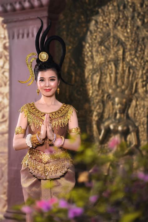 Narith Narumi សូមអបអរសាទរ ទិវាវប្បធម៌ជាតិ ៣មីនា លើកទី២៣