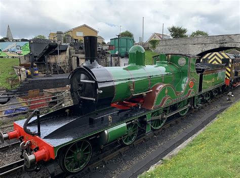 Solve Lswr T3 Class 4 4 0 563 At Swanage Jigsaw Puzzle Online With 108