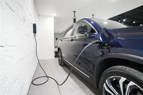 Свой заряд все о том как выбрать и установить домашнюю зарядную станцию для электромобиля
