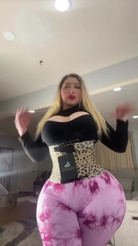 Deisy Garcia Mrazzoholic On Tumblr