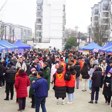 提供4100个就业岗位！金沙这场招聘会送岗到家门口企业求职招工