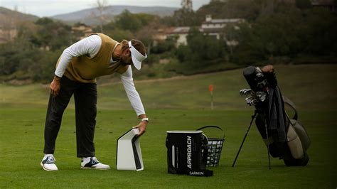 Купить Гольф симулятор Garmin Approach R50 в Москве в фирменном интернет магазине Garmin по цене