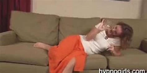 Betty Gets Hypnotized 9