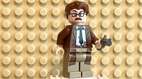Minifig Monday Commissioner Gordon 2019 YouTube