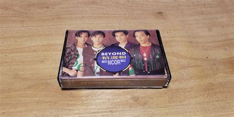 早期版 絕版收藏卡式帶 Beyond 精選輯 正版舊版盒帶 興趣及遊戲 音樂、樂器 And 配件 音樂與媒體 Cd 及 Dvd