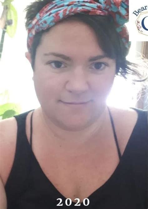 Жінка з бородою припинила голитися та показала який має вигляд фото