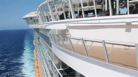 Вижте най големия круизен кораб в света Economy Bg