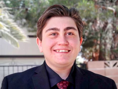 About Alexander Akilov Medium