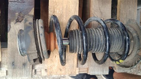 Замена опоры и опорного подшипника — Skoda Roomster 1 9 л 2009 года своими руками Drive2