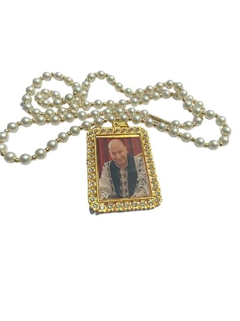Guruji Swaroop Pendant Locket And Mala Jai Guruji Blessings Rk Basics