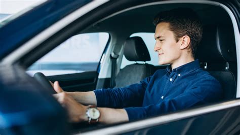 Без цих двох предметів у машині водіям загрожує штраф про що йдеться Читайте на Ukr Net