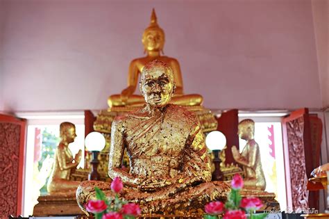 วัดสัตหีบ หลวงพ่ออี๋ วัดสัตหีบ Watsattahip