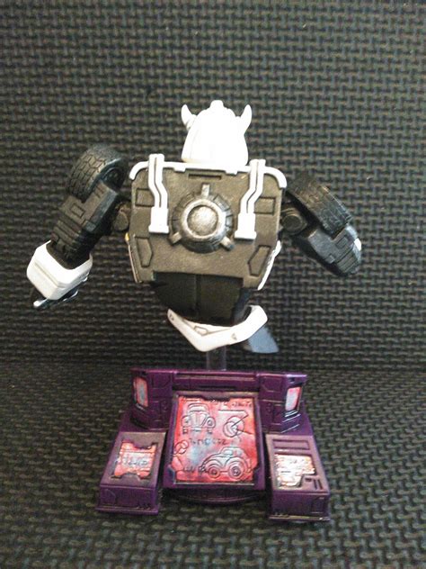 Metal Invaders TRANSFORMERS G1 BUG BITE BUST