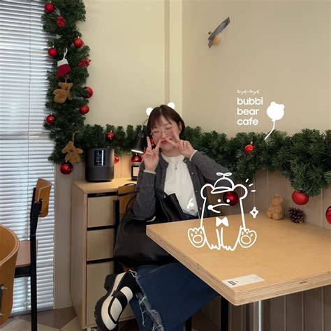 Tanattakarn 🌼🌷⛲️🌷🌼 สยามมีน้ำพุสวย ๆ แบบนี้ด้วย งื้ออ 📍dalmatian 달마시안 Siam Square Block I