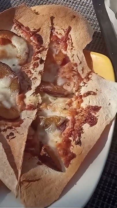 Пицца Слива Сулугуни на Лаваше Рецепт в описании пицца рецепт лаваш Youtube