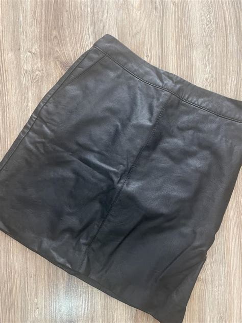 Спідниця — ціна 50 грн у каталозі Міні спідниці Купити жіночі речі за доступною ціною на Шафі