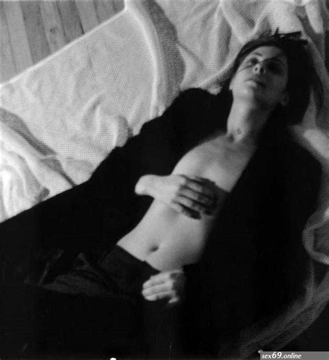 Willa Holland Leak Sexy Photos