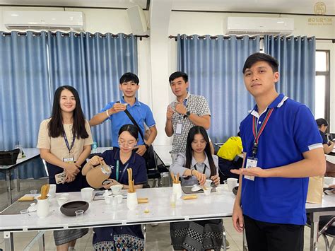 36 Manor ສວນຊາ 36 ເຂົ້າຮ່ວມການສອນຊົງຊາ