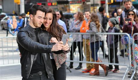 Kevin And Danielle Jonas Talk Marriage And Sex Ps Love