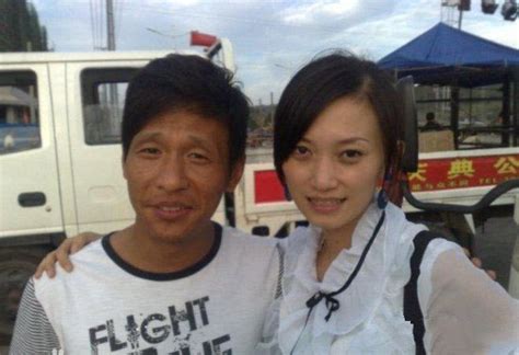 宋小宝漂亮老婆霍小红 “东北乡村男神”的桃花运旺盛
