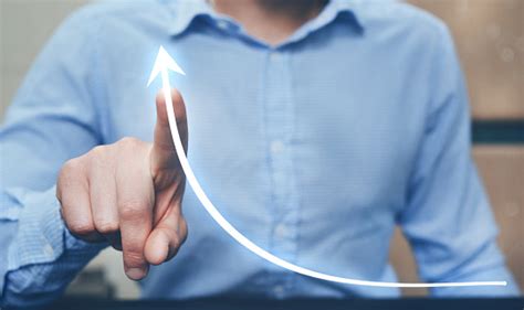 성공 이익 및 성장 계획에 대한 비즈니스 개발 사업가 손가락 가리키는 화살표 그래프 개념에 대한 스톡 사진 및 기타 이미지 개념 개념과 주제 개발 Istock