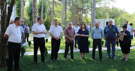 შეხვედრა პატარა ქანდის მოსახლეობასთან