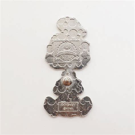 2010 Donald Duck Character Disney Pin Disneyland Lapel Pin Vintage Radar