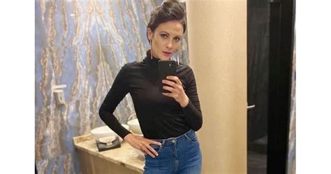 Диана Димитрова тормозена и в НАТФИЗ