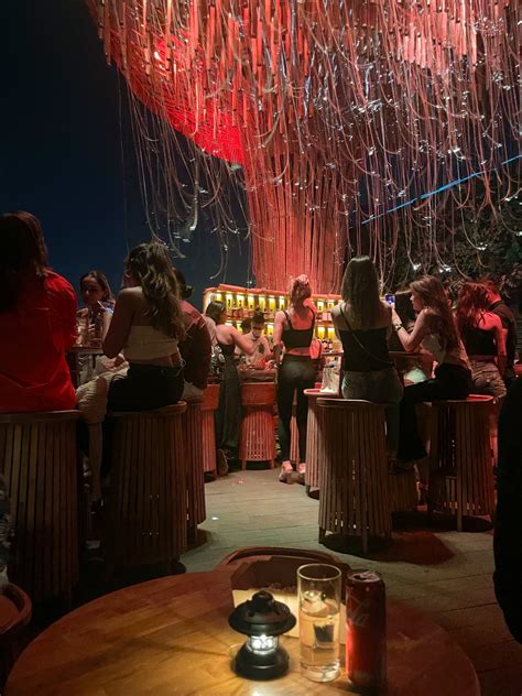 방콕 루프탑바 취향 따라 담는 방콕의 밤 티추카 루프탑바 And 버티고 문바 비교 후기