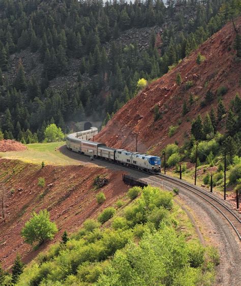 Onboard Amtraks Famous Trains The Coast Starlight Amtrak Vacations®