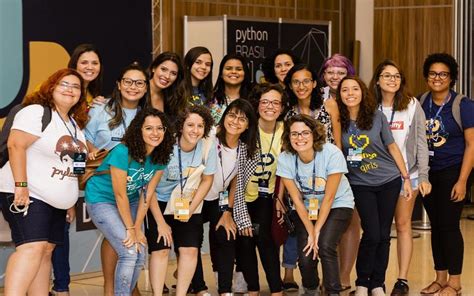 Python Là Gì Tại Sao Python Là Ngôn Ngữ Lập Trình Số 1 Hiện Nay Chia