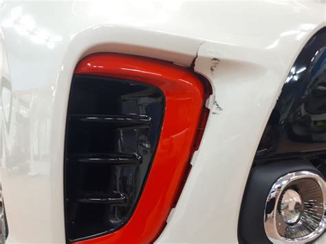 범퍼 깨짐 부분 도장으로 흠집 제거모닝자동차 범퍼 깨짐 찢어짐 자동차 수리 비용 자동차 수리 자동차 외형복원 범퍼 교환 도색 자동차 범퍼 복원 의왕시