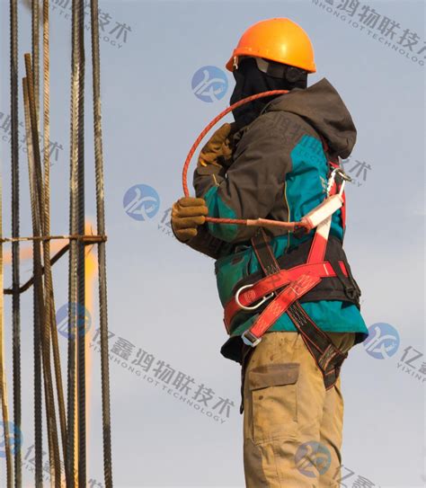 智慧工地高空作业安全带穿戴识别监测安全绳高空作业安全带新浪新闻