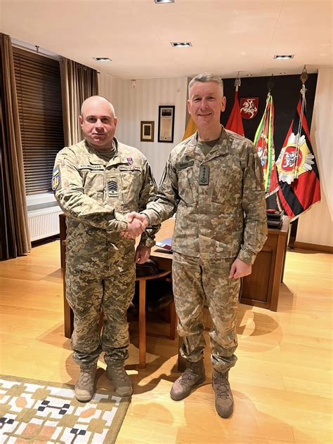 🇱🇹 🇺🇦 Головний сержант Збройних Сил України головний майстер сержант Олександр Косинський