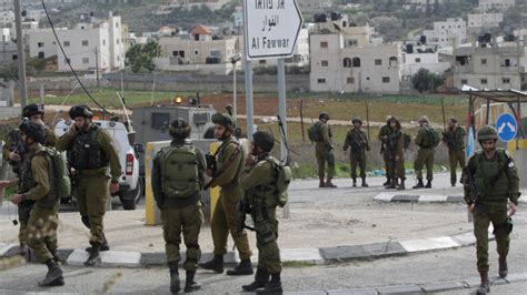 Assaillant Palestinien Achevé Un Responsable En Appelle à La Justice