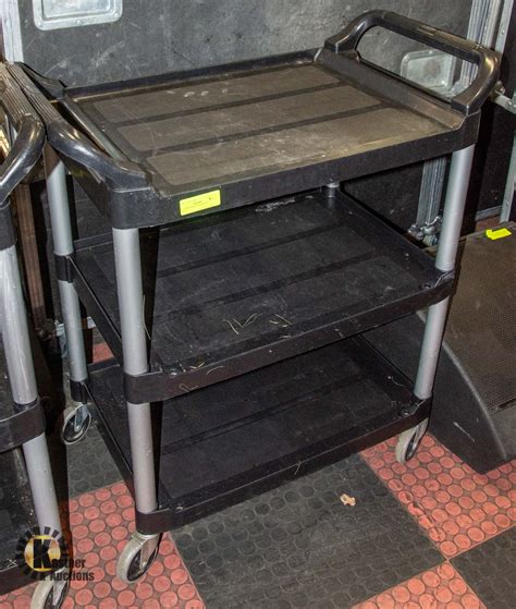 Rubbermaid Commercial 3 Shelf
